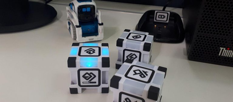 Unboxing Cozmo